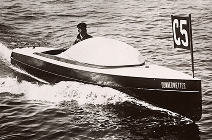 Pioneering motor yacht and shipbuilding history