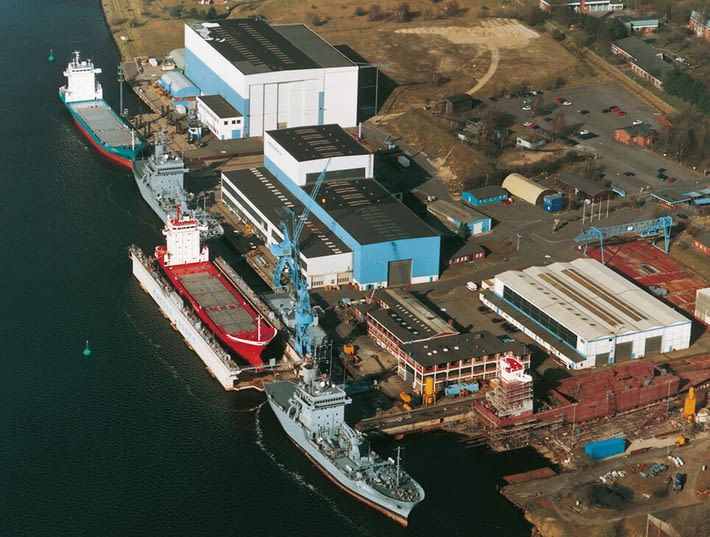 Pioneering motor yacht and shipbuilding history