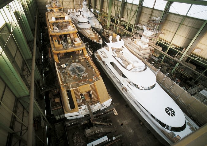 Pioneering motor yacht and shipbuilding history